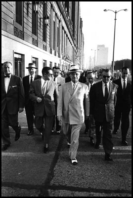 Photos - Harry S. truman walking to the 1956 Democratic Convention in ...